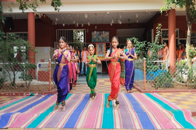 MATRUSRI DAV PUBLIC SCHOOL